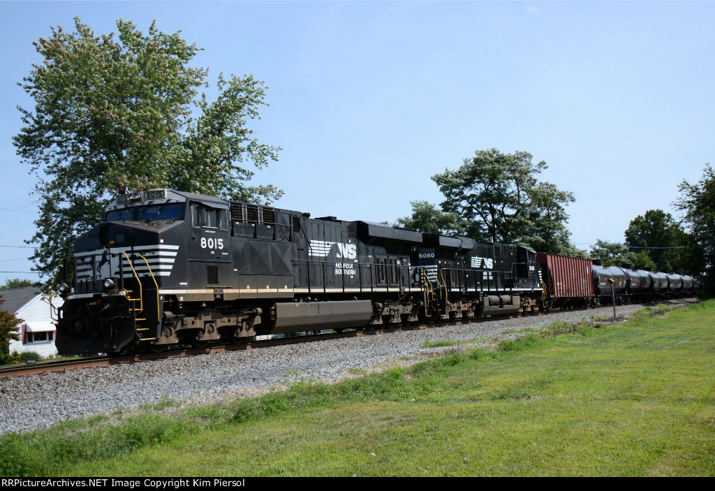 NS 801 66Z Crude Oil Loads - Pushers